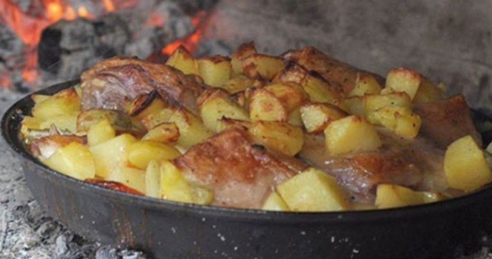 Pite Ispod Sača Kod Hamde - Tourism Bosnia and Herzegovina: Visit BiH